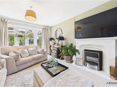 Lower Pingle Road, Ashbourne, Derbyshire £445,000